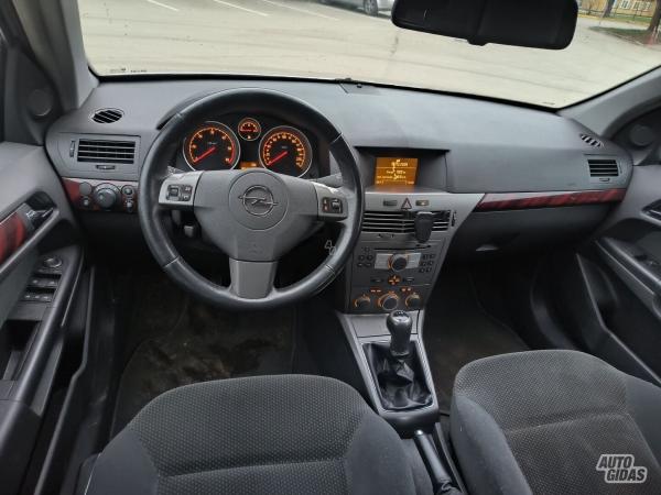 Opel Astra 2004 in Kaunas, with an engine capacity of 1.70 L and mileage of 230 thousand km for 500 €, photo 8 on AUTOMOTO.COM.LV