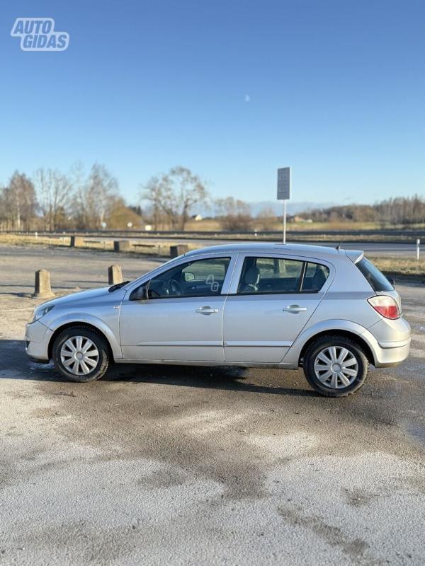 Opel Astra 2004 Šauļi, ar dzinēja tilpumu 1.70 L un nobraukumu 311 tūkst. km par 750 €, foto 5 vietnē AUTOMOTO.COM.LV