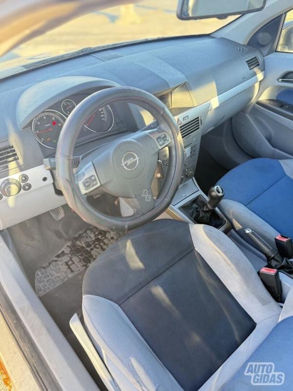 Opel Astra 2004 Šauļi, ar dzinēja tilpumu 1.70 L un nobraukumu 311 tūkst. km par 750 €, foto 8 vietnē AUTOMOTO.COM.LV