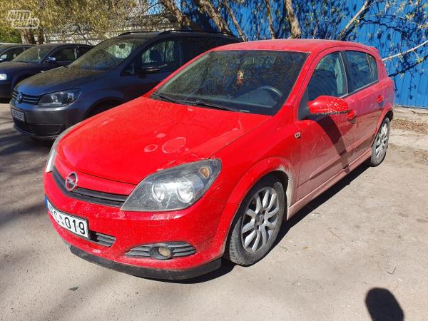 Opel Astra 2004 in Kaunas, with an engine capacity of 1.70 L and mileage of 385 thousand km for 650 €, photo 4 on AUTOMOTO.COM.LV