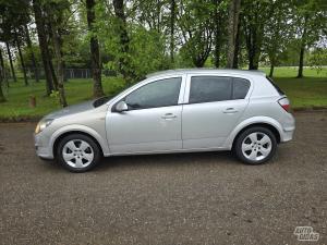 Opel Astra 2004 Radviliškis, ar dzinēja tilpumu 1.70 L un nobraukumu 336 tūkst. km par 999 €, foto 13 vietnē AUTOMOTO.COM.LV