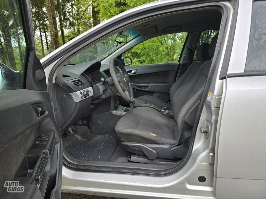 Opel Astra 2004 Radviliškis, ar dzinēja tilpumu 1.70 L un nobraukumu 336 tūkst. km par 999 €, foto 14 vietnē AUTOMOTO.COM.LV