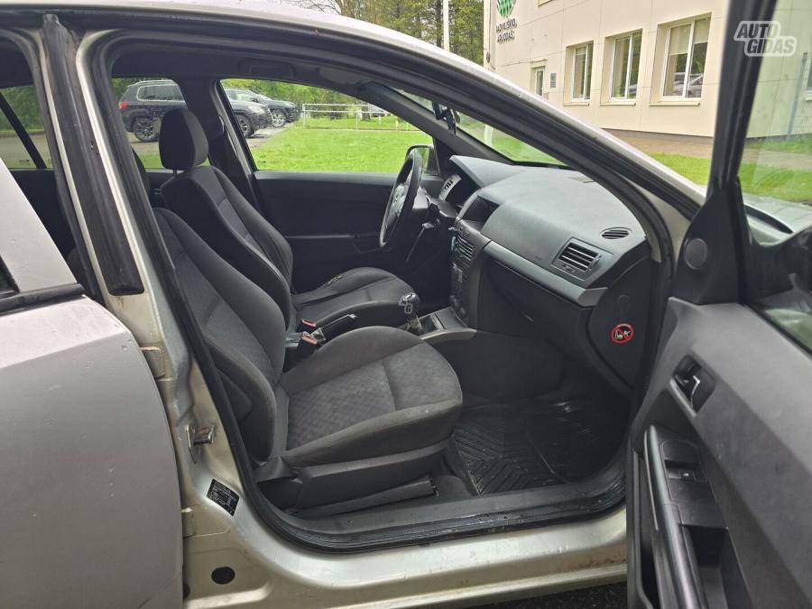 Opel Astra 2004 Radviliškis, ar dzinēja tilpumu 1.70 L un nobraukumu 336 tūkst. km par 999 €, foto 15 vietnē AUTOMOTO.COM.LV