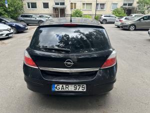 Opel Astra 2004 Viļņa, ar dzinēja tilpumu 1.40 L un nobraukumu 269 tūkst. km par 900 €, foto 4 vietnē AUTOMOTO.COM.LV