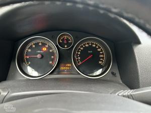 Opel Astra 2004 Viļņa, ar dzinēja tilpumu 1.40 L un nobraukumu 269 tūkst. km par 900 €, foto 9 vietnē AUTOMOTO.COM.LV
