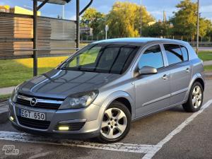 Opel Astra 2004 in Radviliskis, with an engine capacity of 1.70 L and mileage of 252 thousand km for 1100 €, photo 3 on AUTOMOTO.COM.LV