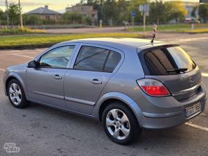 Opel Astra 2004 in Radviliskis, with an engine capacity of 1.70 L and mileage of 252 thousand km for 1100 €, photo 5 on AUTOMOTO.COM.LV