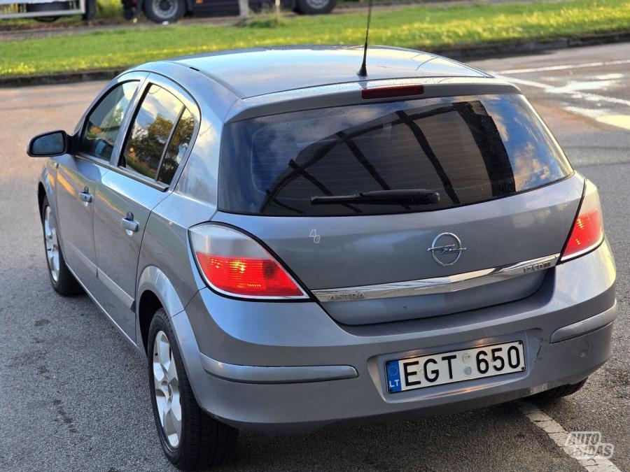 Opel Astra 2004 in Radviliskis, with an engine capacity of 1.70 L and mileage of 252 thousand km for 1100 €, photo 6 on AUTOMOTO.COM.LV