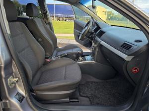 Opel Astra 2004 in Radviliskis, with an engine capacity of 1.70 L and mileage of 252 thousand km for 1250 €, photo 8 on AUTOMOTO.COM.LV