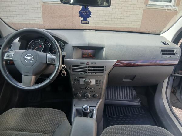 Opel Astra 2004 Klaipėda, ar dzinēja tilpumu 1.60 L un nobraukumu 222 tūkst. km par 780 €, foto 10 vietnē AUTOMOTO.COM.LV