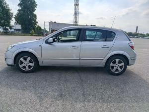 Opel Astra 2004 Marijampole, ar dzinēja tilpumu 1.60 L un nobraukumu 212 tūkst. km par 1350 €, foto 4 vietnē AUTOMOTO.COM.LV