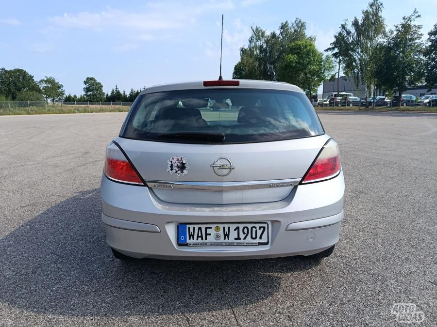 Opel Astra 2004 Marijampole, ar dzinēja tilpumu 1.60 L un nobraukumu 212 tūkst. km par 1350 €, foto 6 vietnē AUTOMOTO.COM.LV