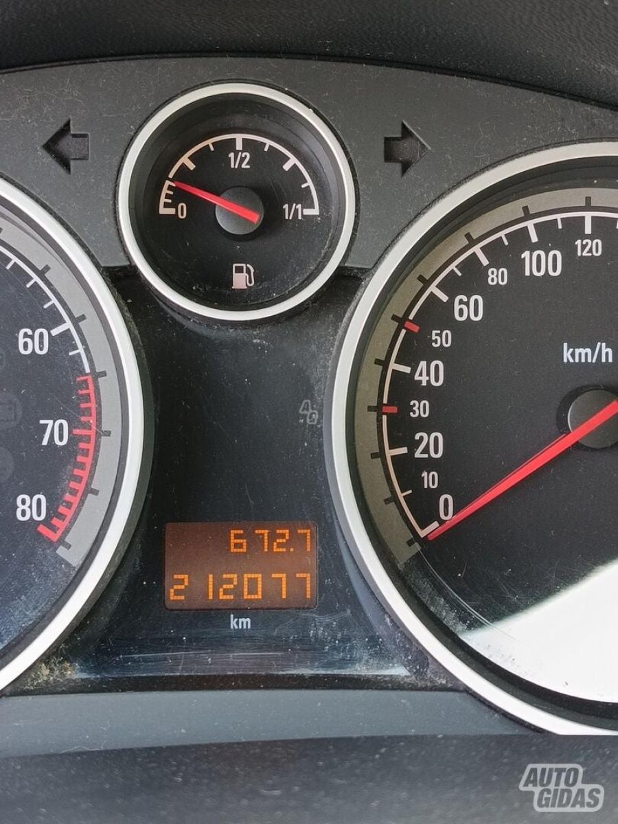 Opel Astra 2004 Marijampole, ar dzinēja tilpumu 1.60 L un nobraukumu 212 tūkst. km par 1350 €, foto 15 vietnē AUTOMOTO.COM.LV