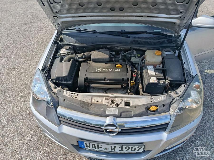Opel Astra 2004 Marijampole, ar dzinēja tilpumu 1.60 L un nobraukumu 212 tūkst. km par 1350 €, foto 18 vietnē AUTOMOTO.COM.LV