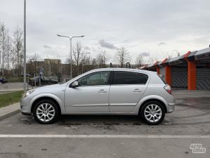 Opel Astra 2004 in Elektrenai, with an engine capacity of 1.60 L and mileage of 181 thousand km for 1800 €, photo 3 on AUTOMOTO.COM.LV