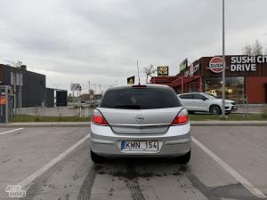 Opel Astra 2004 in Elektrenai, with an engine capacity of 1.60 L and mileage of 181 thousand km for 1800 €, photo 5 on AUTOMOTO.COM.LV