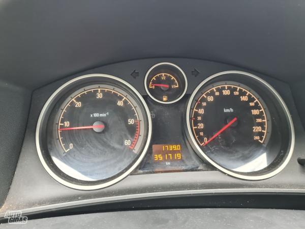 Опель Астра 2004 в Клайпеда, объемом двигателя 1.70 л и пробегом 313 тыс. км за 1100 €, фото 7 на AUTOMOTO.COM.LV
