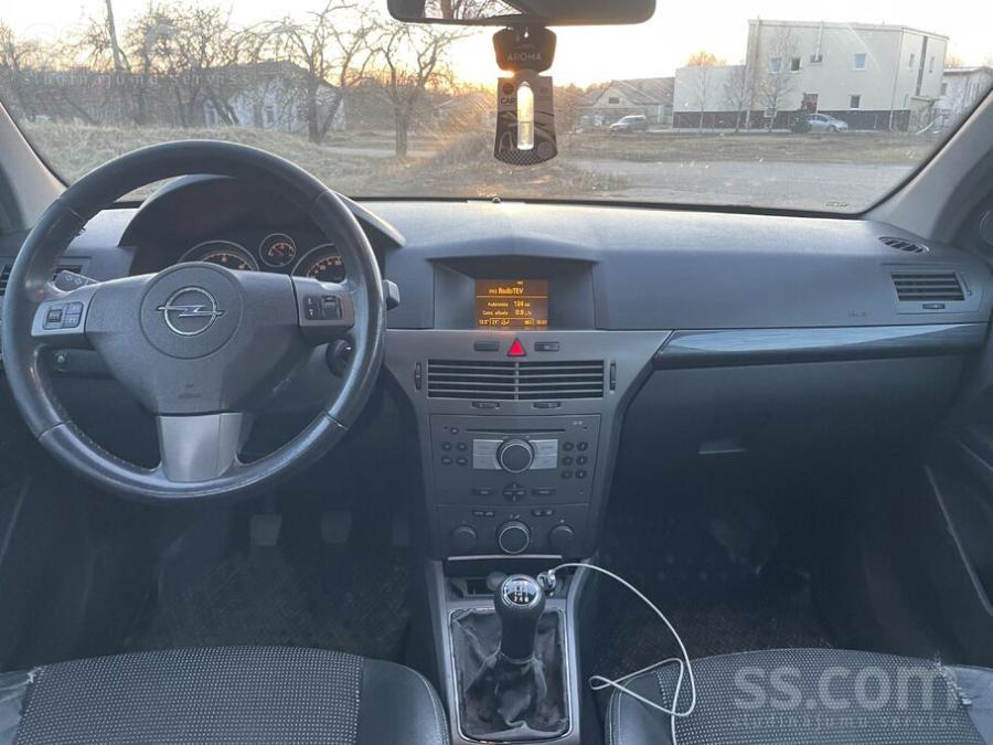 Opel Astra 2005 Cēsis, ar dzinēja tilpumu 1.70 L un nobraukumu 0 tūkst. km par 4350 €, foto 8 vietnē AUTOMOTO.COM.LV