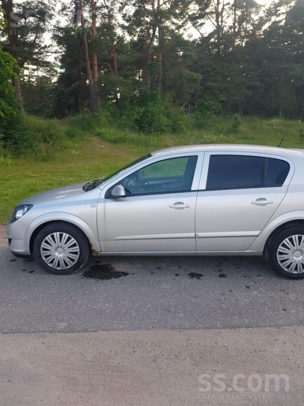 Opel Astra 2005 Jūrmala, ar dzinēja tilpumu 1.70 L un nobraukumu 344 tūkst. km par 600 €, foto 1 vietnē AUTOMOTO.COM.LV