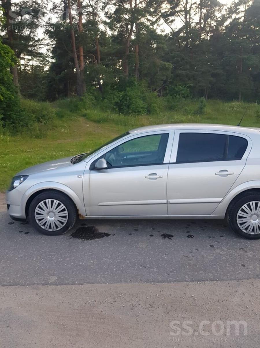 Opel Astra 2005 Jūrmala, ar dzinēja tilpumu 1.70 L un nobraukumu 344 tūkst. km par 600 €, foto 1 vietnē AUTOMOTO.COM.LV