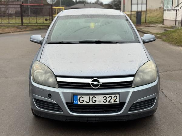 Opel Astra 2005 Šauļi, ar dzinēja tilpumu 1.90 L un nobraukumu 111 tūkst. km par 850 €, foto 2 vietnē AUTOMOTO.COM.LV