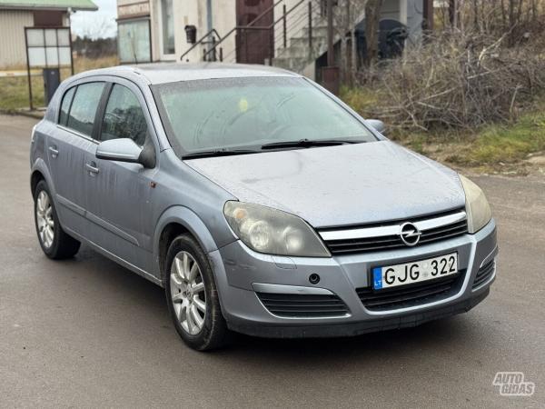 Opel Astra 2005 Šauļi, ar dzinēja tilpumu 1.90 L un nobraukumu 111 tūkst. km par 850 €, foto 3 vietnē AUTOMOTO.COM.LV