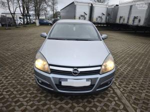 Opel Astra 2005 in Vilnius, with an engine capacity of 1.90 L and mileage of 258 thousand km for 890 €, photo 2 on AUTOMOTO.COM.LV