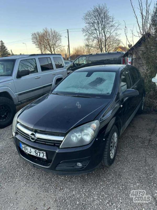 Opel Astra 2005 Šilutė, ar dzinēja tilpumu 1.70 L un nobraukumu 300 tūkst. km par 330 €, foto 2 vietnē AUTOMOTO.COM.LV