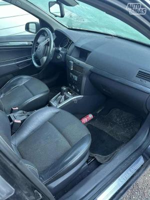 Opel Astra 2005 Šilutė, ar dzinēja tilpumu 1.70 L un nobraukumu 300 tūkst. km par 330 €, foto 4 vietnē AUTOMOTO.COM.LV