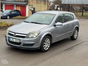 Opel Astra 2005 in Siauliai, with an engine capacity of 1.90 L and mileage of 111 thousand km for 850 €, photo  on AUTOMOTO.COM.LV