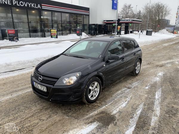 Opel Astra 2005 Viļņa, ar dzinēja tilpumu 1.60 L un nobraukumu 200 tūkst. km par 990 €, foto 1 vietnē AUTOMOTO.COM.LV