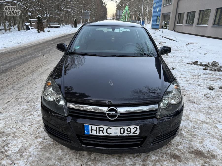 Opel Astra 2005 in Alytus, with an engine capacity of 1.70 L and mileage of 294 thousand km for 1450 €, photo 2 on AUTOMOTO.COM.LV