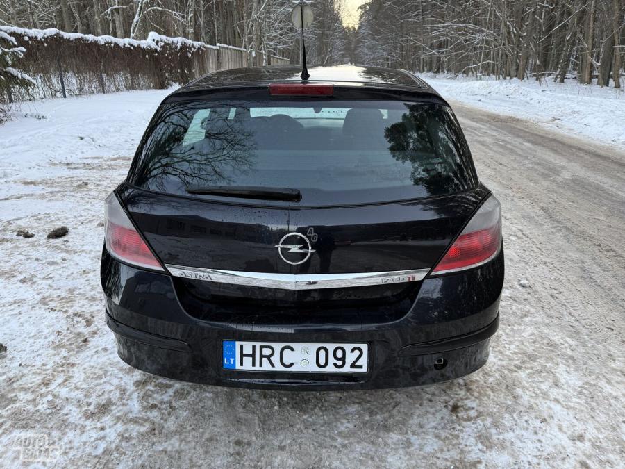 Opel Astra 2005 in Alytus, with an engine capacity of 1.70 L and mileage of 294 thousand km for 1450 €, photo 7 on AUTOMOTO.COM.LV