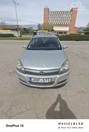 Opel Astra 2005 Šauļi, ar dzinēja tilpumu 1.70 L un nobraukumu 300 tūkst. km par 1300 €, foto 2 vietnē AUTOMOTO.COM.LV