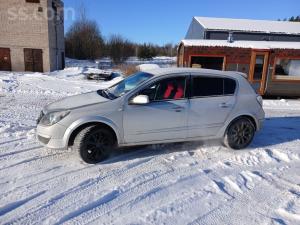 Opel Astra 2005 in Madona, with an engine capacity of 1.70 L and mileage of 357 thousand km for 1200 €, photo 2 on AUTOMOTO.COM.LV