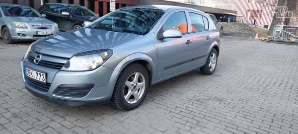 Opel Astra 2005 in Vilnius, with an engine capacity of 1.60 L and mileage of 230 thousand km for 1150 €, photo 1 on AUTOMOTO.COM.LV