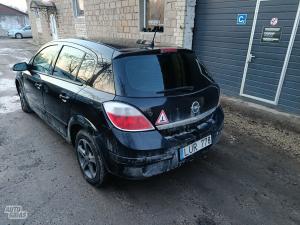 Opel Astra 2005 Joniškis, ar dzinēja tilpumu 1.70 L un nobraukumu 320 tūkst. km par 360 €, foto  vietnē AUTOMOTO.COM.LV