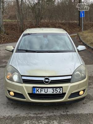 Opel Astra 2005 in Zarasai, with an engine capacity of 1.70 L and mileage of 353 thousand km for 420 €, photo  on AUTOMOTO.COM.LV