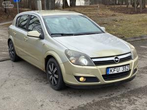 Opel Astra 2005 in Zarasai, with an engine capacity of 1.70 L and mileage of 353 thousand km for 420 €, photo 2 on AUTOMOTO.COM.LV