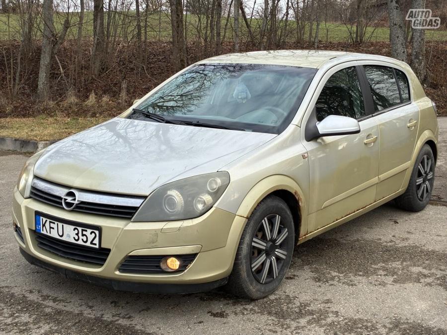 Opel Astra 2005 in Zarasai, with an engine capacity of 1.70 L and mileage of 353 thousand km for 420 €, photo 6 on AUTOMOTO.COM.LV