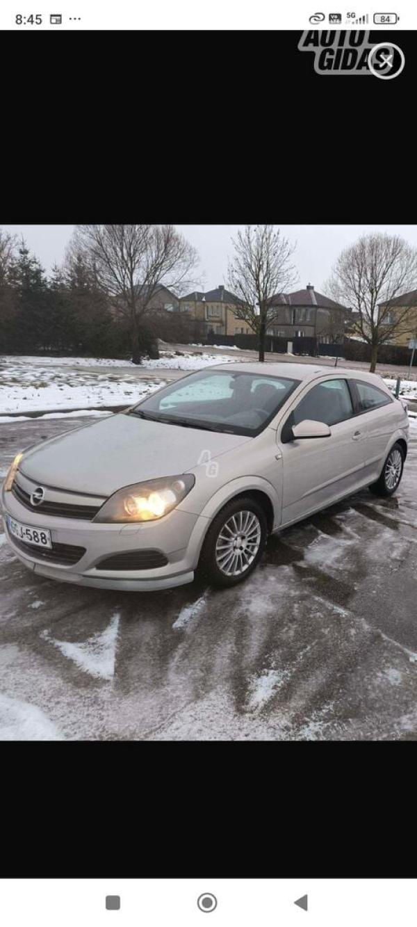 Opel Astra 2005 in Siauliai, with an engine capacity of 1.60 L and mileage of 255 thousand km for 1350 €, photo 2 on AUTOMOTO.COM.LV