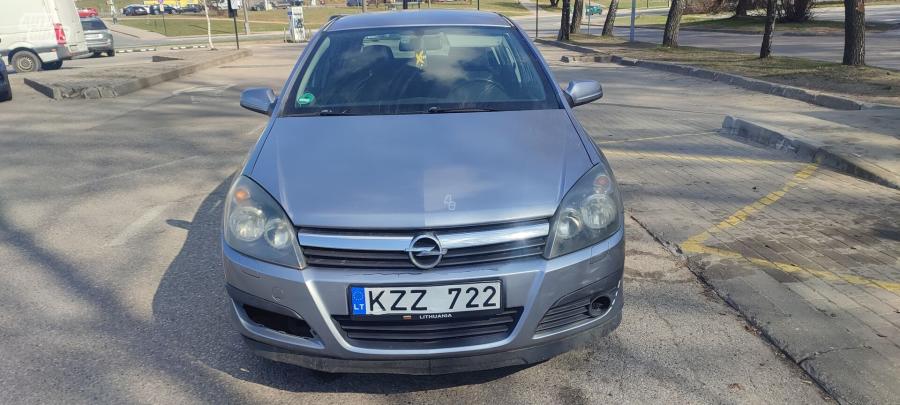 Opel Astra 2005 in Vilnius, with an engine capacity of 1.60 L and mileage of 2700 thousand km for 350 €, photo 3 on AUTOMOTO.COM.LV