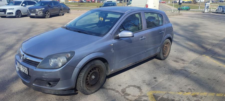 Opel Astra 2005 in Vilnius, with an engine capacity of 1.60 L and mileage of 2700 thousand km for 350 €, photo 4 on AUTOMOTO.COM.LV