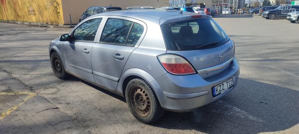 Opel Astra 2005 Viļņa, ar dzinēja tilpumu 1.60 L un nobraukumu 2700 tūkst. km par 350 €, foto 4 vietnē AUTOMOTO.COM.LV