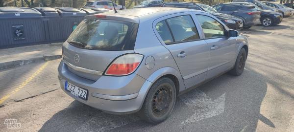 Opel Astra 2005 Viļņa, ar dzinēja tilpumu 1.60 L un nobraukumu 2700 tūkst. km par 350 €, foto 6 vietnē AUTOMOTO.COM.LV