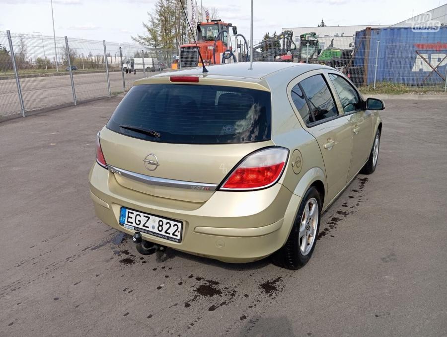 Opel Astra 2005 in Panevezys, with an engine capacity of 1.70 L and mileage of 185 thousand km for 1450 €, photo 7 on AUTOMOTO.COM.LV