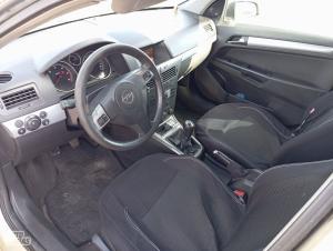 Opel Astra 2005 in Panevezys, with an engine capacity of 1.70 L and mileage of 185 thousand km for 1450 €, photo 11 on AUTOMOTO.COM.LV