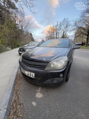 Opel Astra 2005 in Vilnius, with an engine capacity of 1.90 L and mileage of 295 thousand km for 450 €, photo 3 on AUTOMOTO.COM.LV