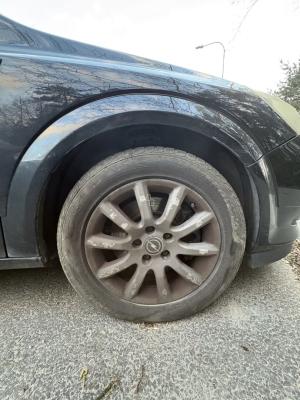 Opel Astra 2005 in Vilnius, with an engine capacity of 1.90 L and mileage of 295 thousand km for 450 €, photo 13 on AUTOMOTO.COM.LV