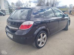 Opel Astra 2005 in Vilnius, with an engine capacity of 1.60 L and mileage of 221 thousand km for 2600 €, photo 5 on AUTOMOTO.COM.LV